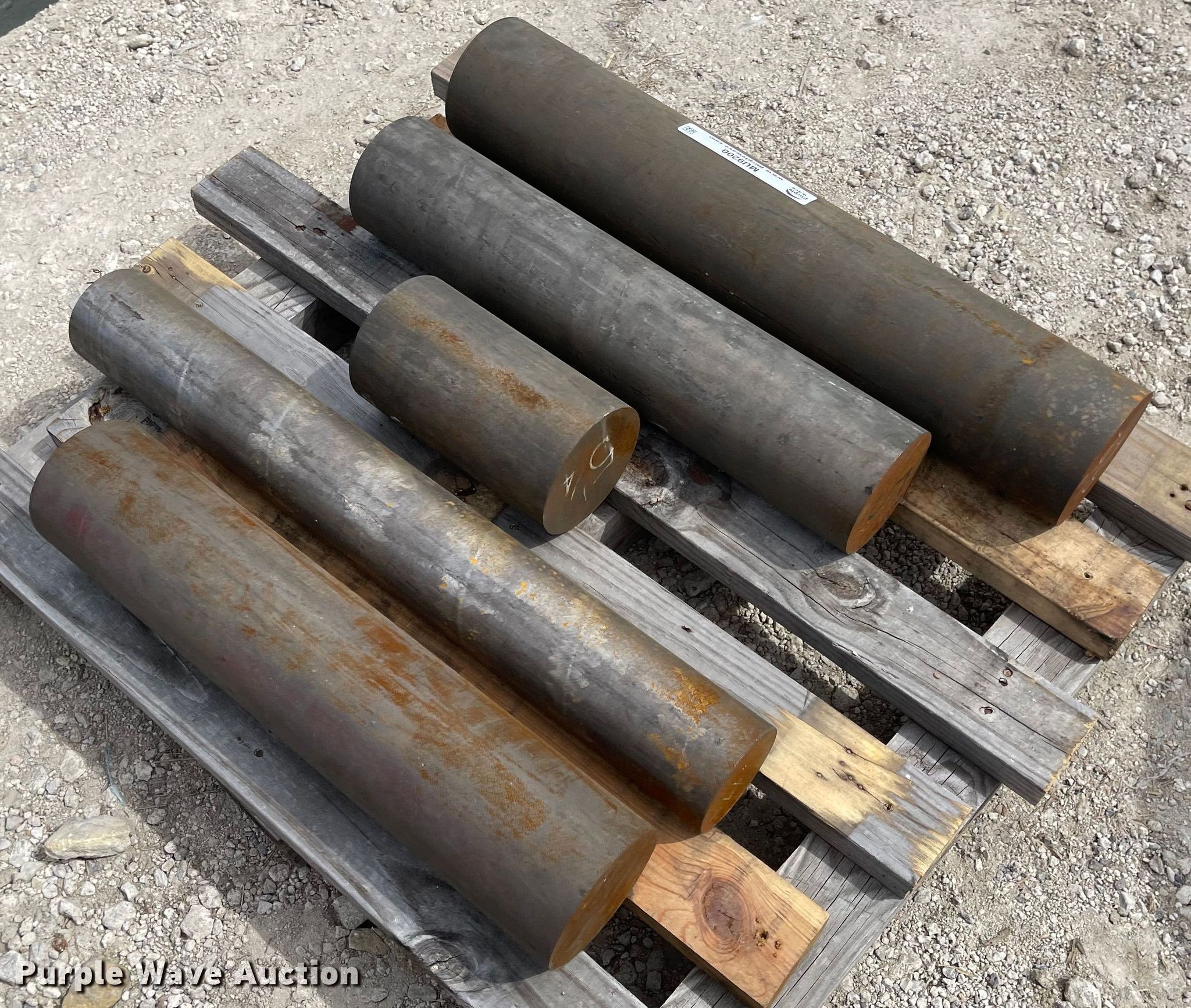 Steel round stock in Assaria, KS | Item MU9200 sold | Purple Wave