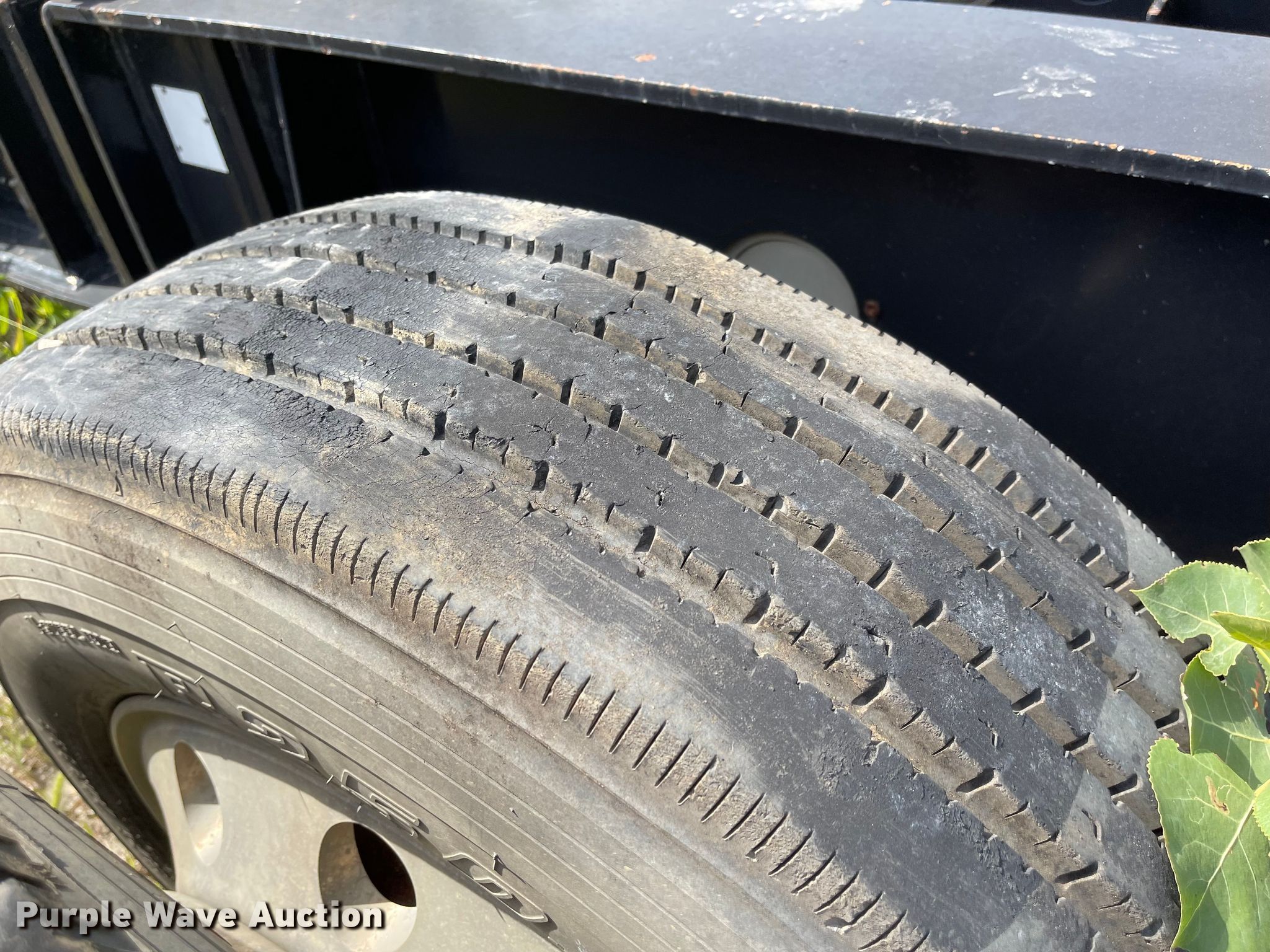 2007 Scheltema stinger axle in Salina, KS | Item MU9122 sold | Purple Wave