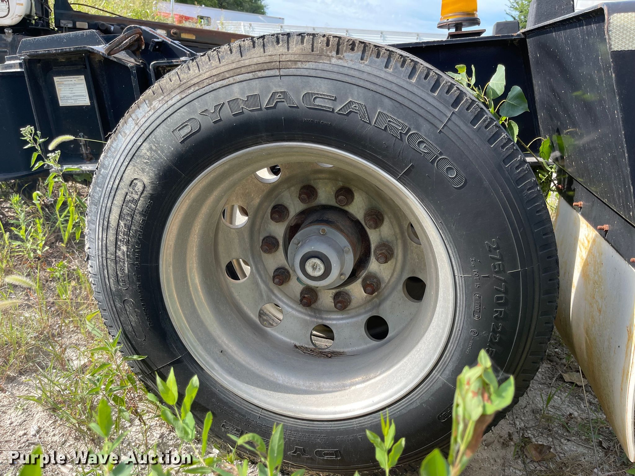 2007 Scheltema stinger axle in Salina, KS | Item MU9122 sold | Purple Wave