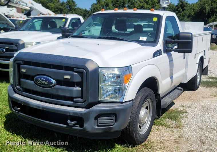 2012 Ford F350 Super Duty XL utility bed pickup truck in Ozark, MO ...