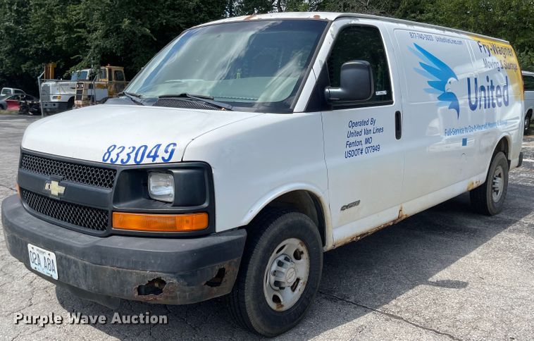 2006 Chevrolet Express 2500 van in Lenexa, KS | Item MU9210 sold ...