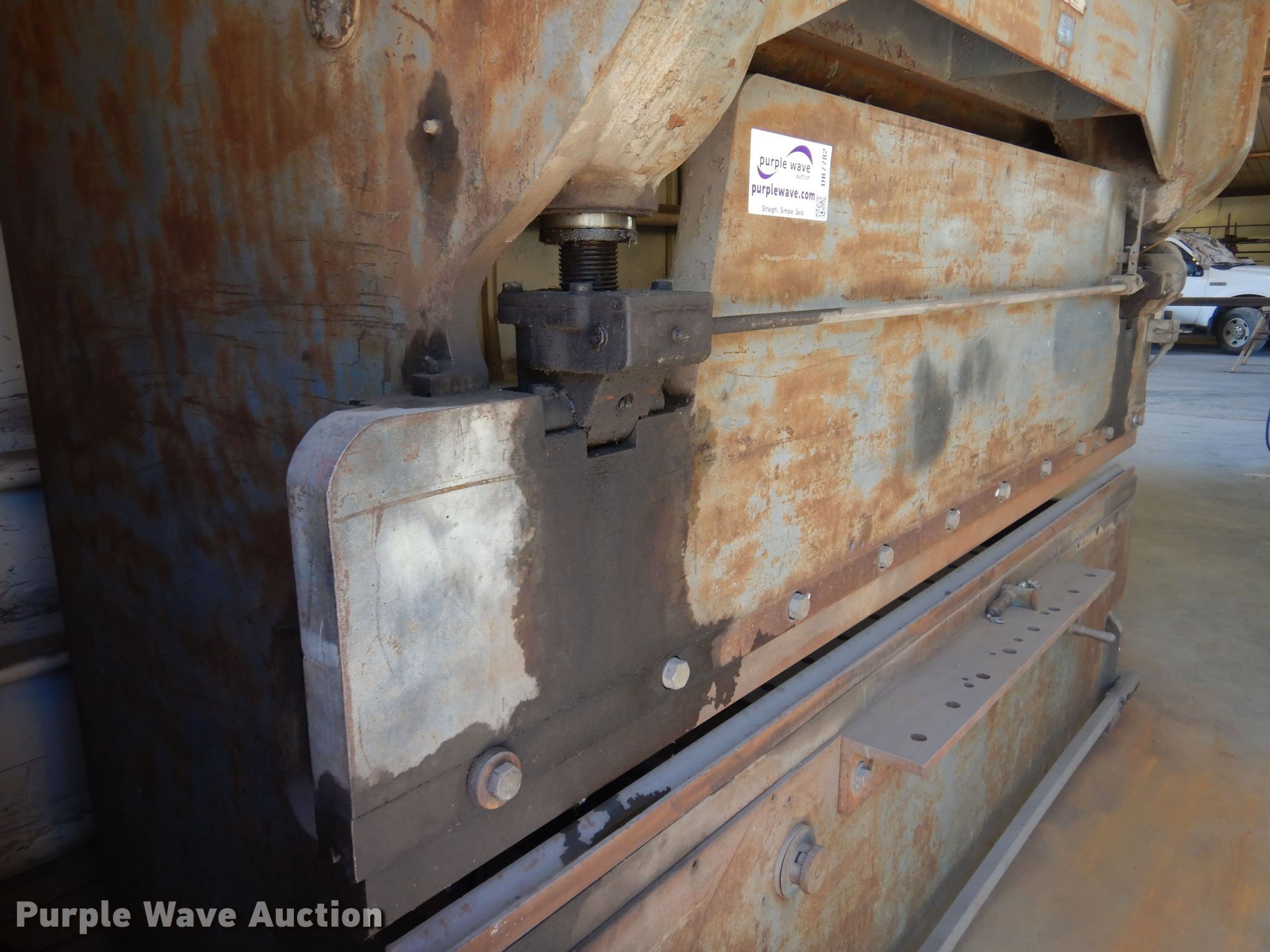 Chicago 8L10 press brake in Severy, KS | Item DB7782 sold | Purple Wave