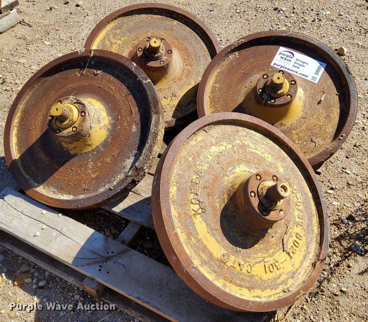 (4) system one idler wheels in Ellinwood, KS | Item DR0951 sold ...