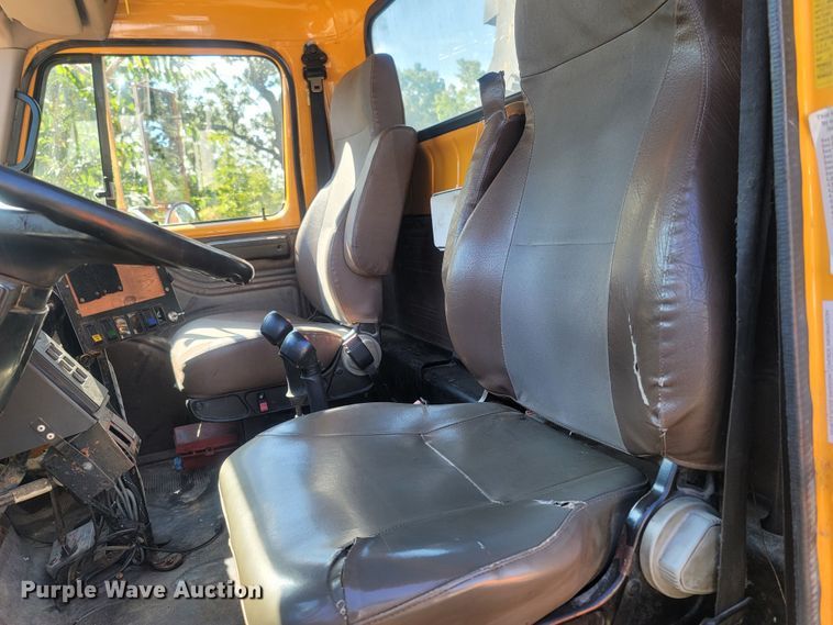 2002 International 2554 dump truck in Waynesville, MO | Item LM9702 ...