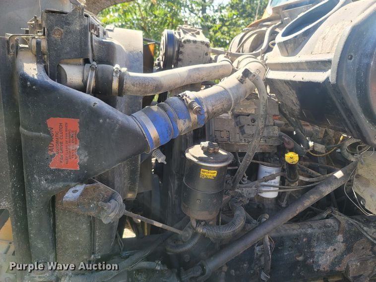 2002 International 2554 dump truck in Waynesville, MO | Item LM9702 ...