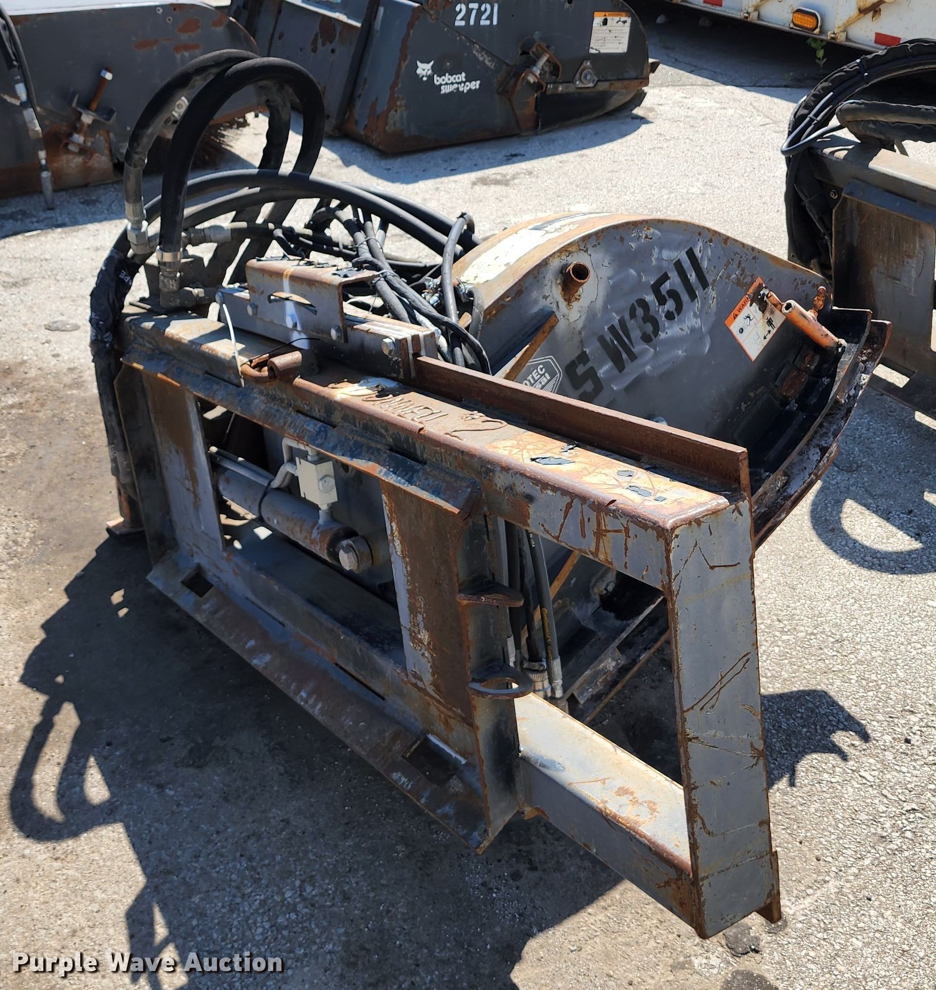 Coneqtec SSG-9 skid steer concrete saw in Overland Park, KS | Item ...