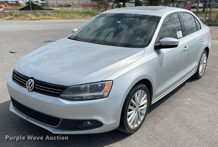 2011 Volkswagen Jetta in Lawton, OK | Item DK7051 sold | Purple Wave