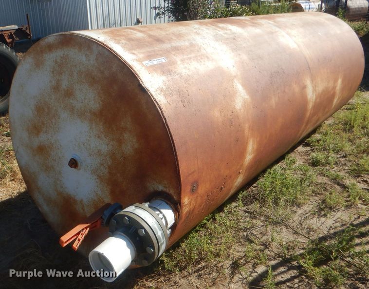 Steel tank in Arnold, NE | Item HQ9503 sold | Purple Wave