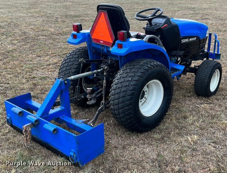 New Holland TC24D MFWD tractor in Ramona, OK | Item IA9085 sold ...
