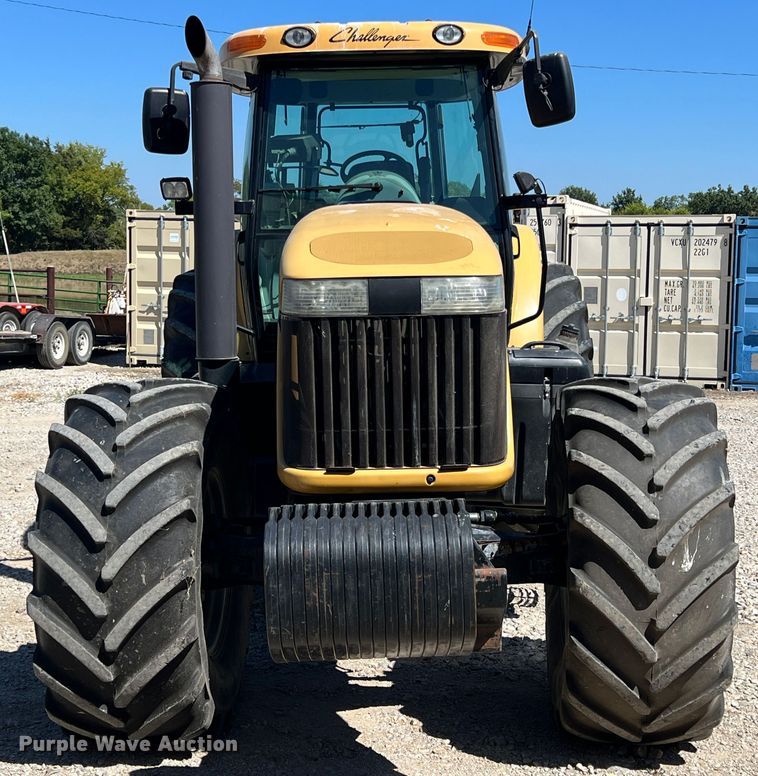 2005 Challenger MT665B tractor in Chanute, KS | Item IA9135 sold ...
