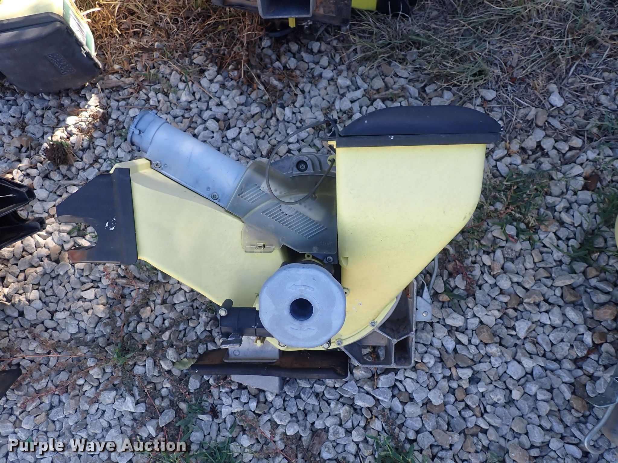 (24) Precision Planting eSet seed meters in Kingman, KS | Item LU9510 ...