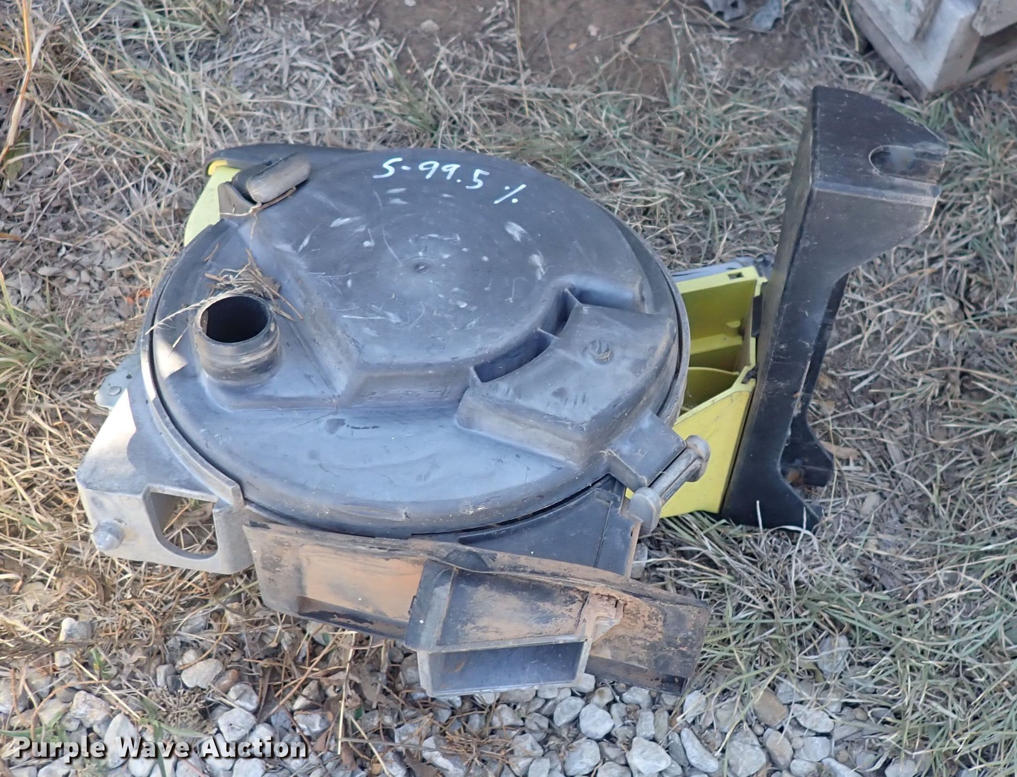 (24) Precision Planting eSet seed meters in Kingman, KS | Item LU9510 ...