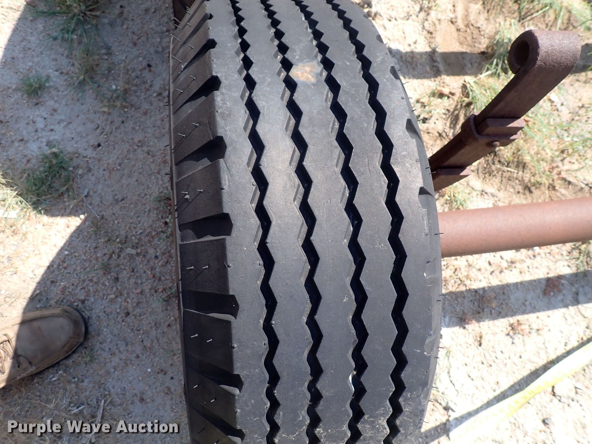 (3) axles in Wichita, KS | Item DQ2891 sold | Purple Wave