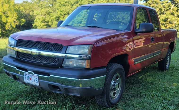2004 Chevrolet Silverado 1500 Ext. Cab pickup truck in Clever, MO ...