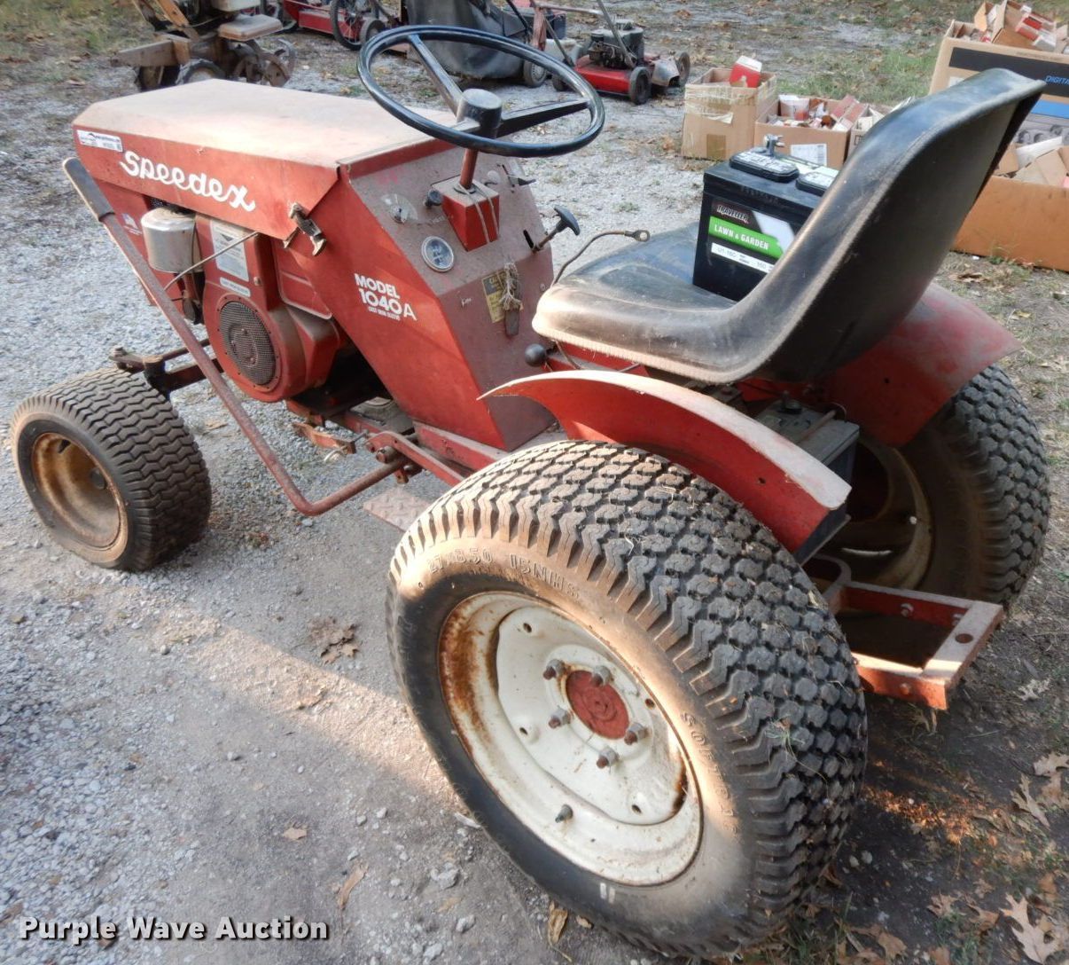 Speedex 1040A lawn mower in Chanute, KS | Item HF9363 sold | Purple Wave