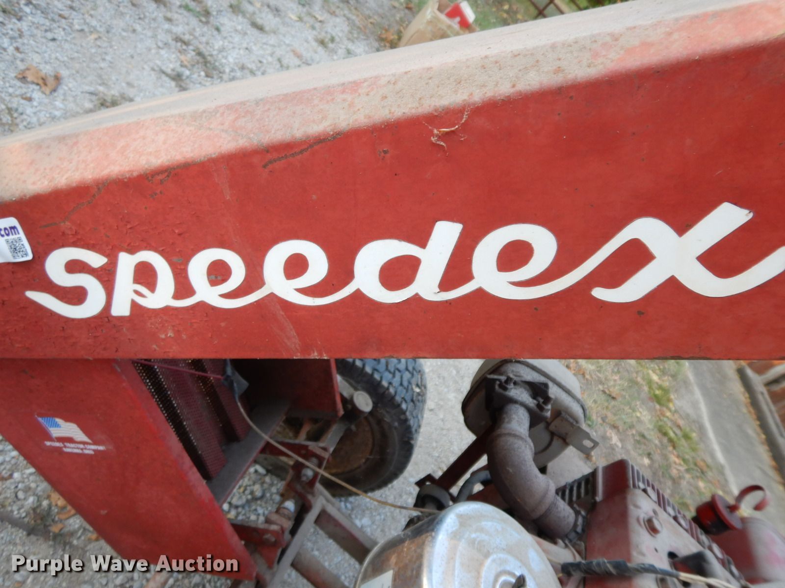 Speedex 1040A lawn mower in Chanute, KS | Item HF9363 sold | Purple Wave