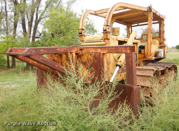 1973 Caterpillar D5 dozer in Pond Creek, OK | Item KO9999 sold | Purple ...