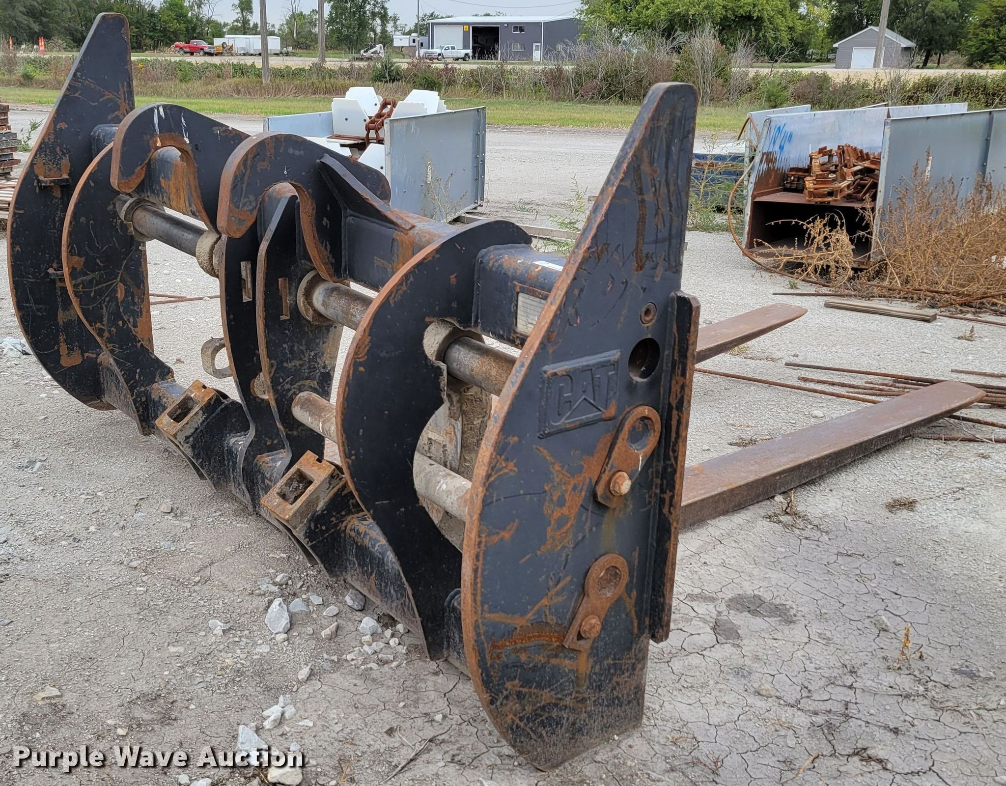 Caterpillar forks in Fremont, NE | Item JZ9151 sold | Purple Wave