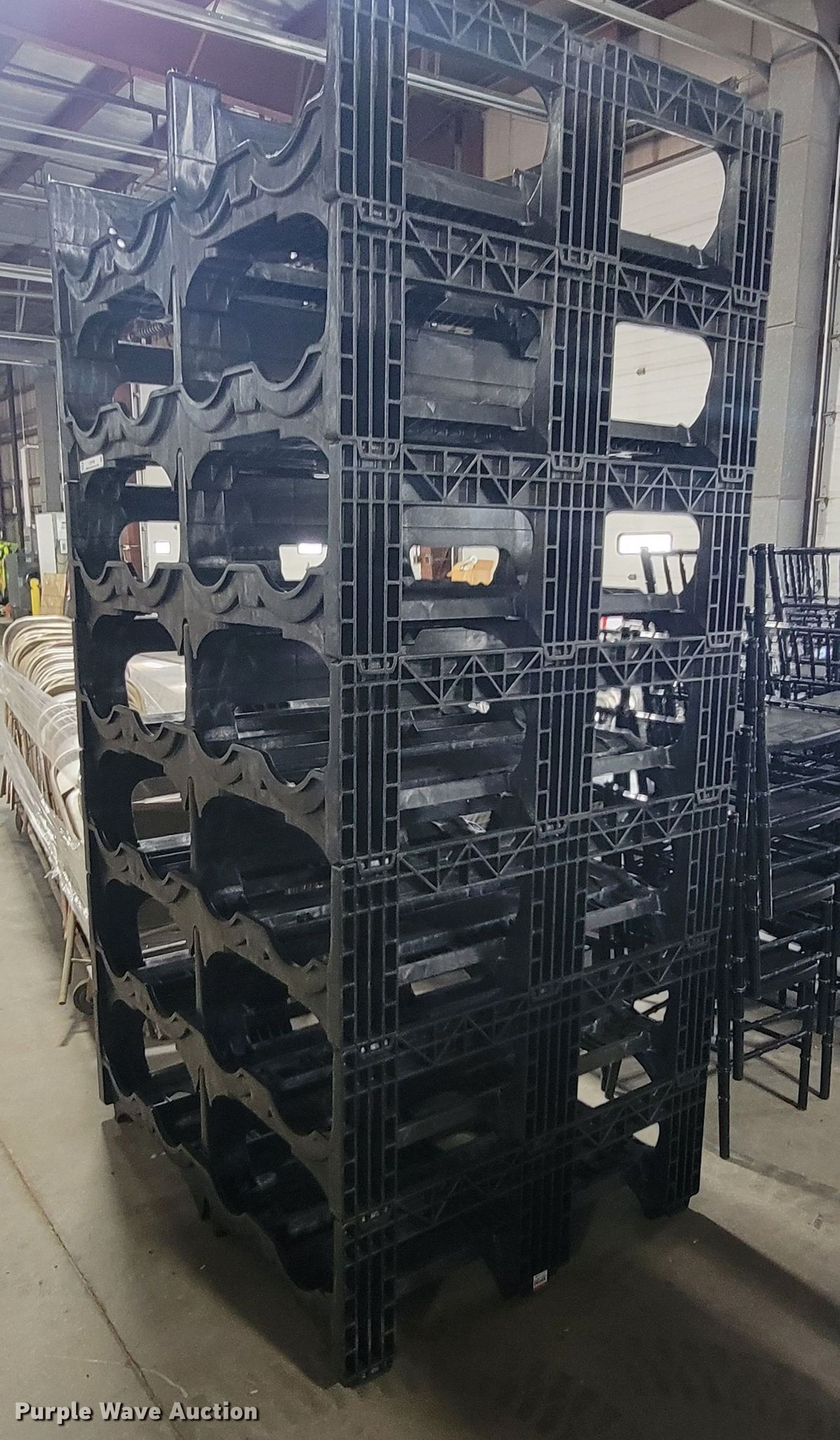 (7) keg racks in Sioux Falls, SD | Item LO9169 sold | Purple Wave
