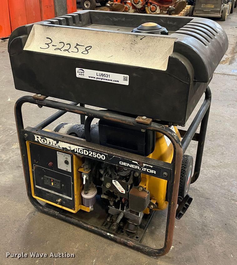 Robin RGD2500 generator in Norton, KS | Item LU9531 sold | Purple Wave
