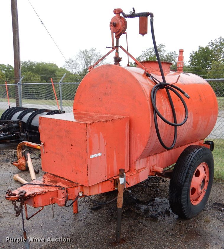 Shop built fuel tank trailer in Norton, KS | Item LU9541 sold | Purple Wave