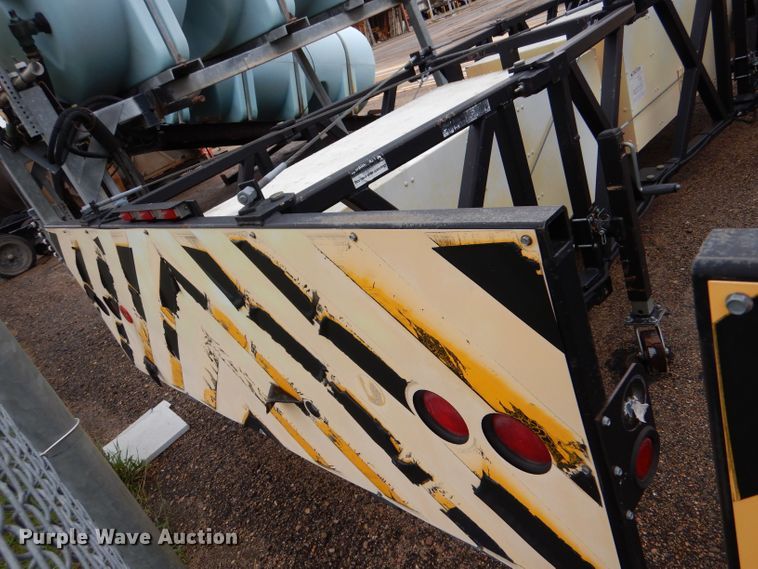 2003 Trinity Safe-Stop TMA 100K crash attenuator in Norton, KS | Item ...