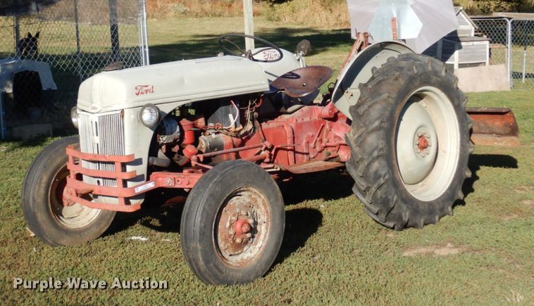 Ford 8N tractor in Centerville, KS | Item LY9184 sold | Purple Wave