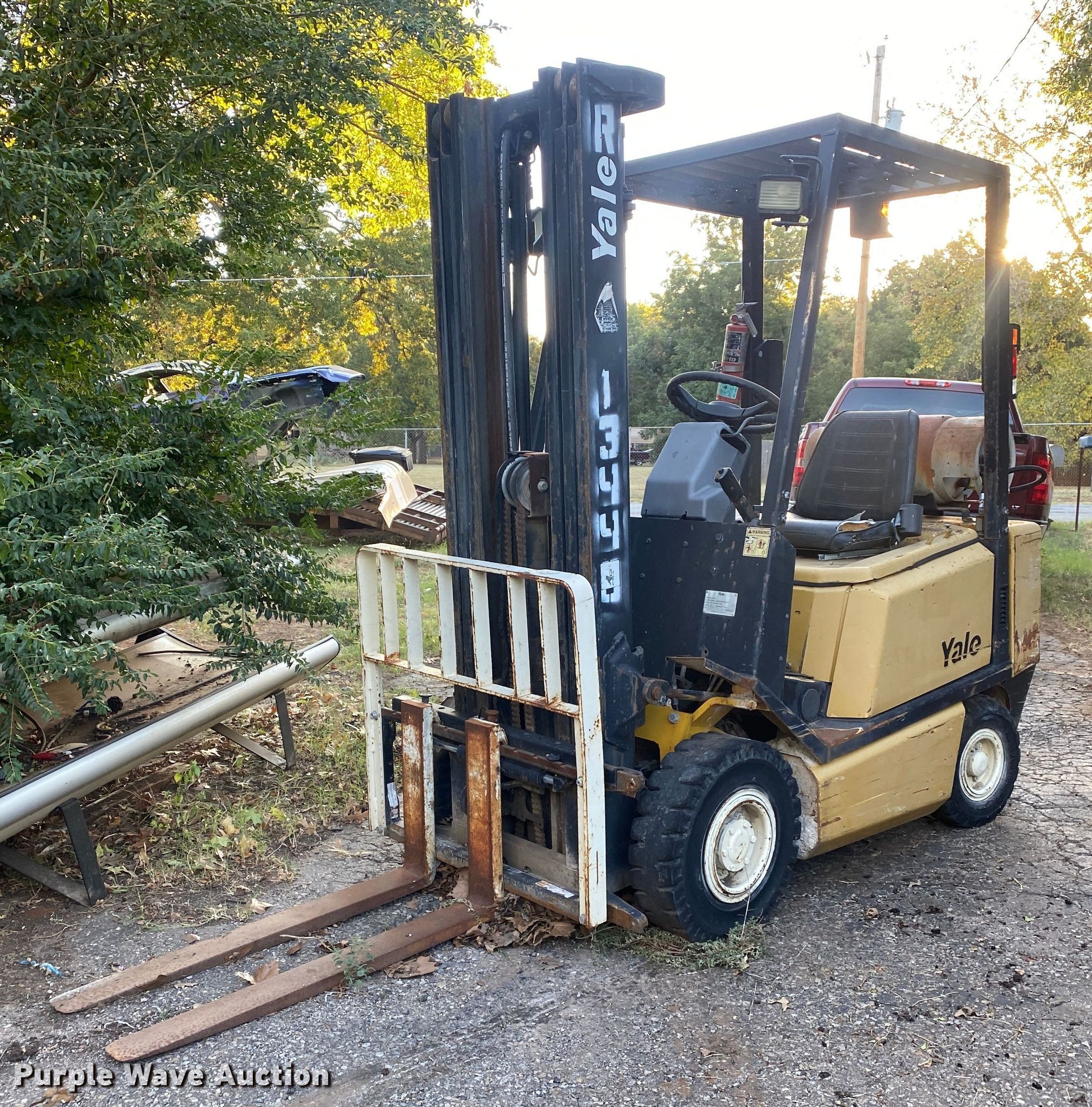 Yale GLP040 forklift in Sapulpa, OK | Item DK6486 sold | Purple Wave