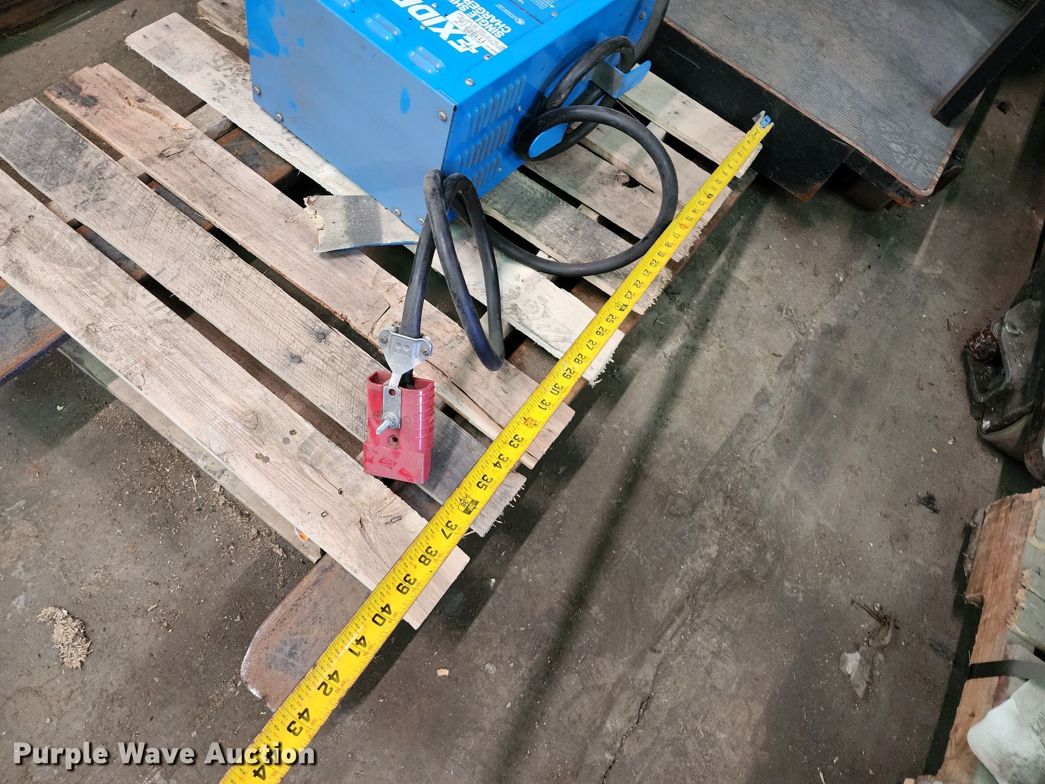 Crown SP3010-30 pallet jack in Kansas City, MO | Item KH9265 sold ...