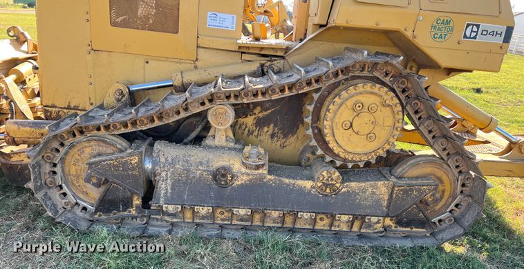 1989 Caterpillar D4H dozer in Millsap, TX | Item DO8769 sold | Purple Wave