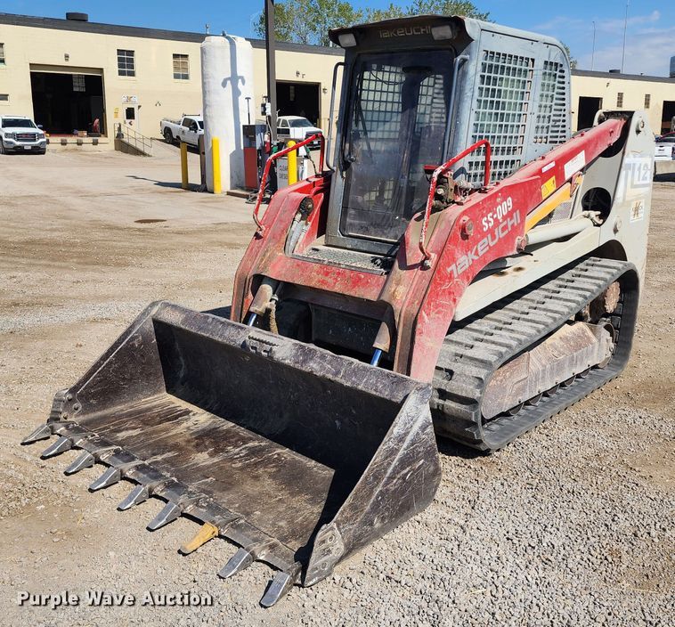 2014 Takeuchi TL12 tracked skid steer loader in Kansas City, MO | Item ...