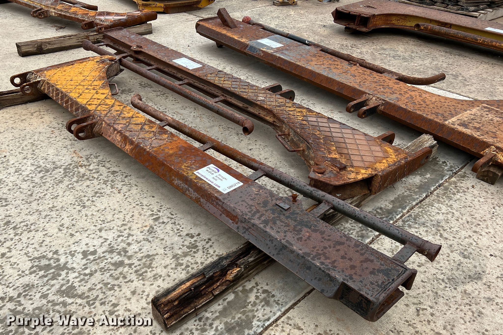 Plow chute in Amarillo, TX | Item DN5218 sold | Purple Wave