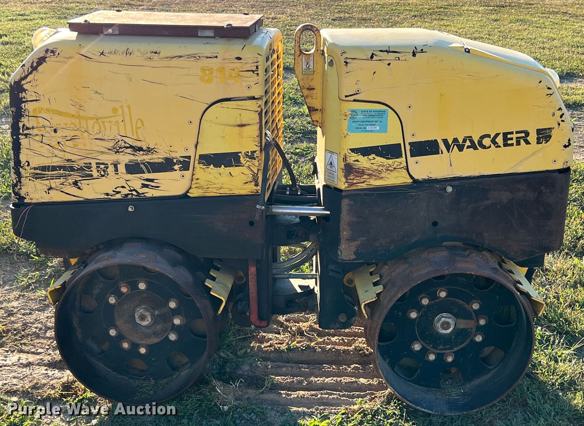 Wacker RT trench compactor in Kansas, OK | Item HX9926 sold | Purple Wave
