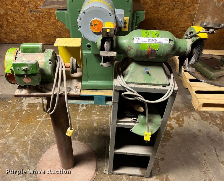(2) grinders in Hutchinson, KS | Item MA9709 sold | Purple Wave