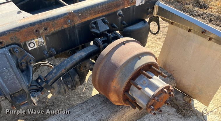 Peterbilt rear axle assembly in Bucyrus, KS | Item MN9294 sold | Purple ...