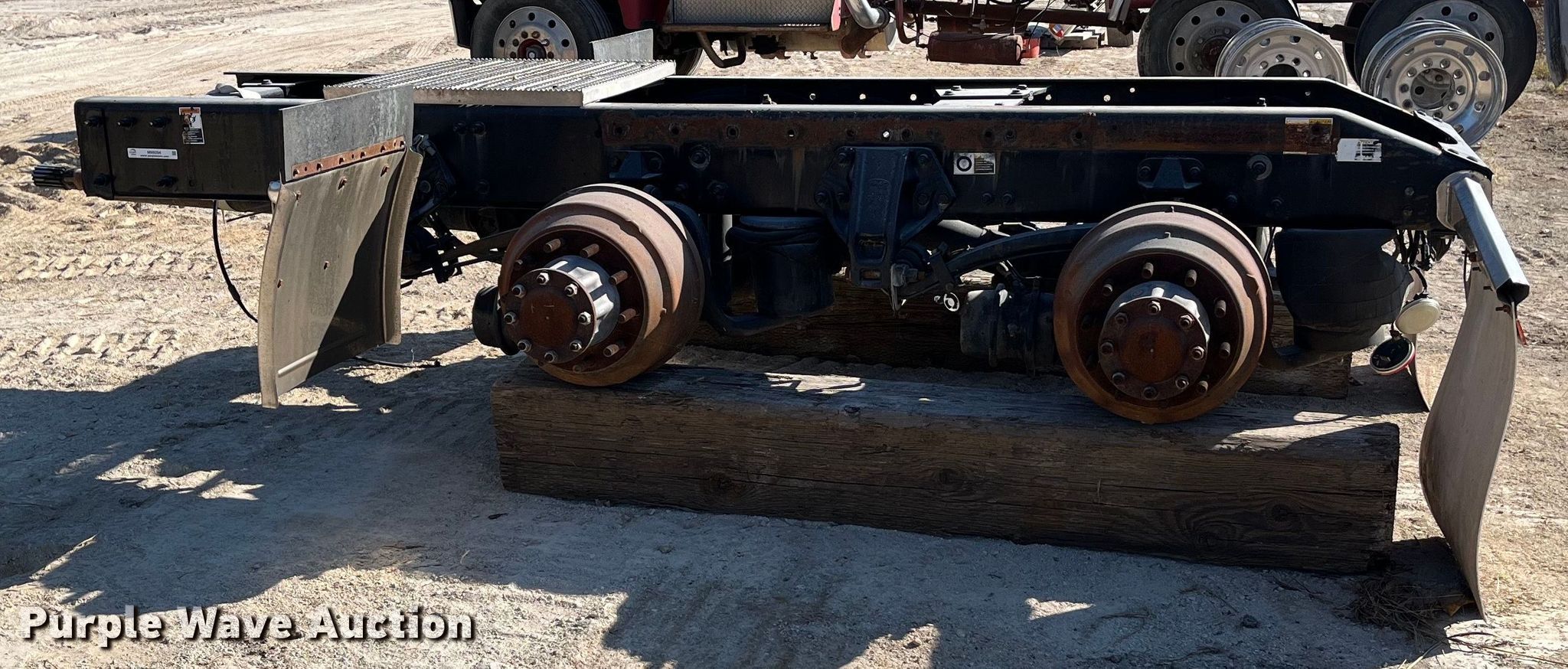 Peterbilt rear axle assembly in Bucyrus, KS | Item MN9294 sold | Purple ...