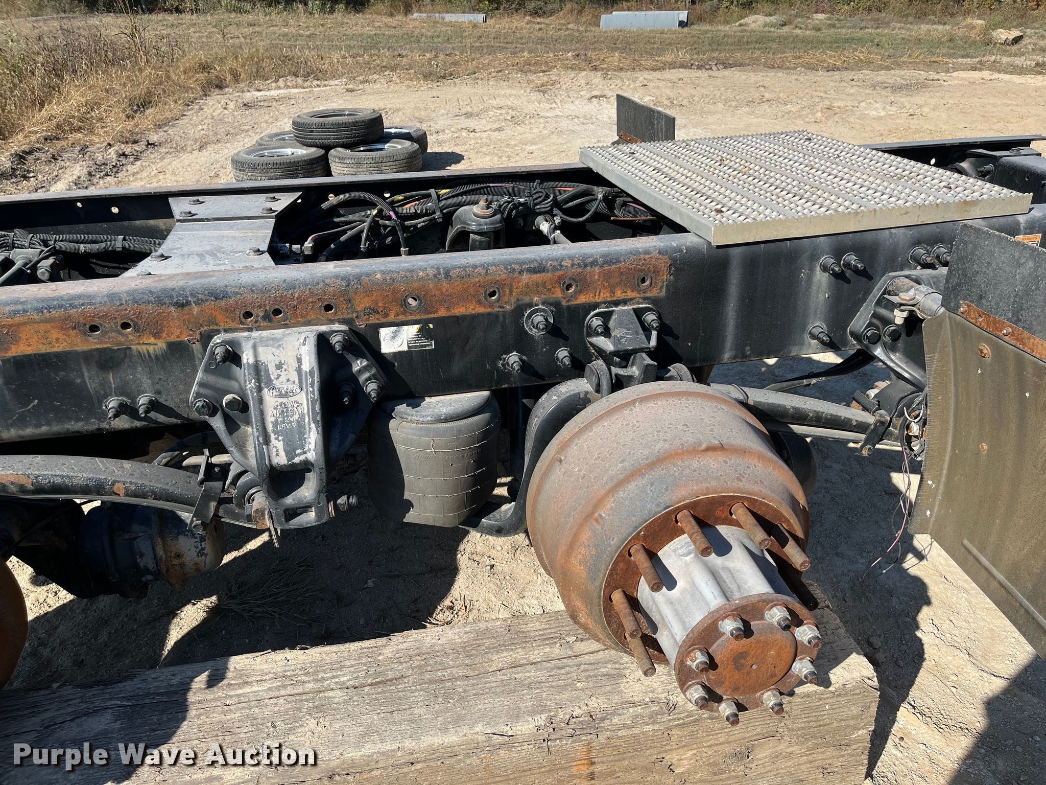 Peterbilt rear axle assembly in Bucyrus, KS | Item MN9294 sold | Purple ...