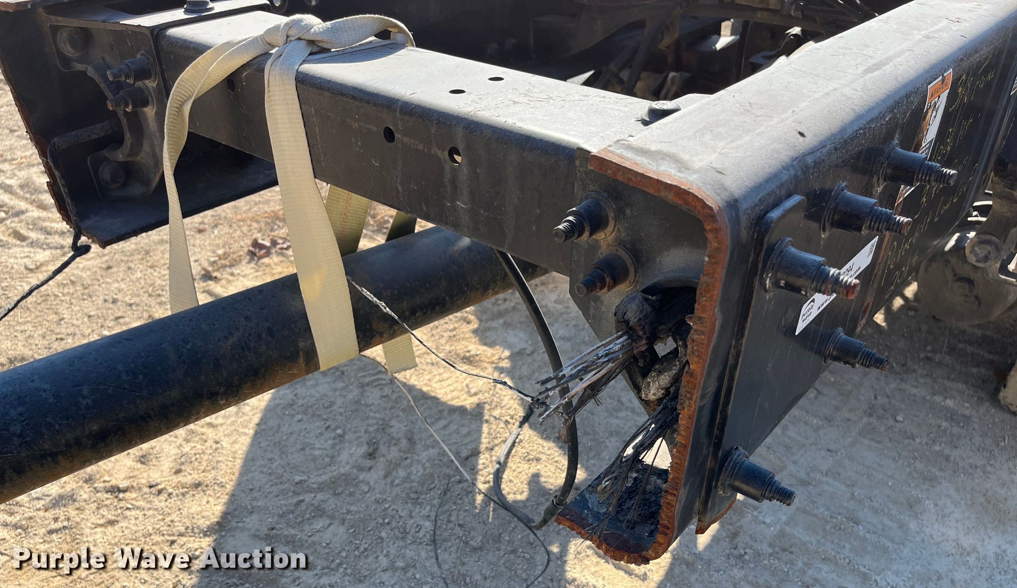 Peterbilt rear axle assembly in Bucyrus, KS | Item MN9294 sold | Purple ...