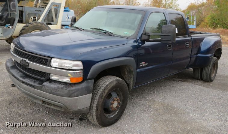2001 Chevrolet Silverado 3500 Crew Cab pickup truck in Cape Girardeau ...