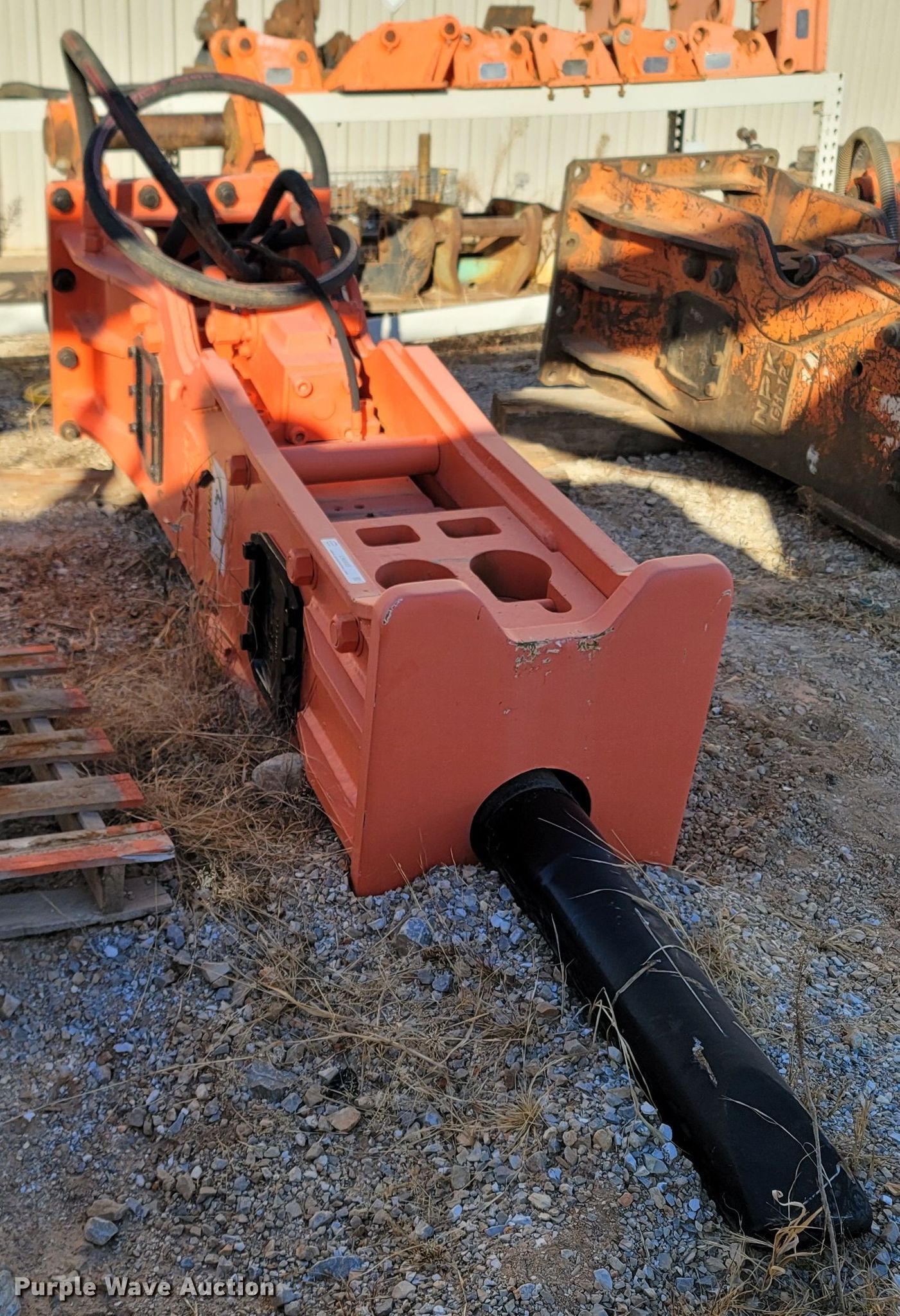 NPK GH-15 breaker in Springfield, MO | Item LN9685 sold | Purple Wave