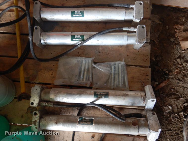 Tren Shore 25/42 hydraulic shoring system in Warsaw, IL | Item MW9317 ...