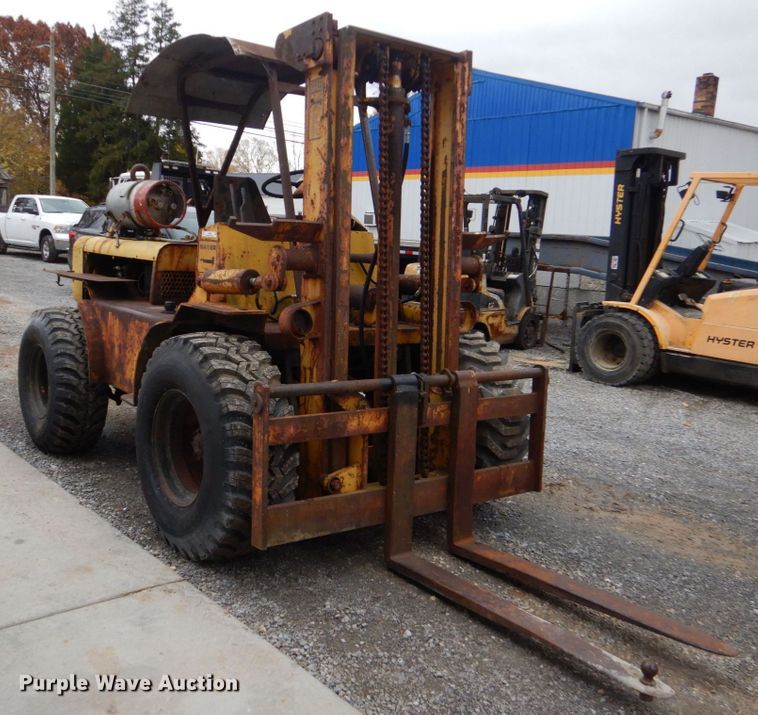 Baker-york UT70 forklift in Edmonton, KY | Item LS9908 sold | Purple Wave