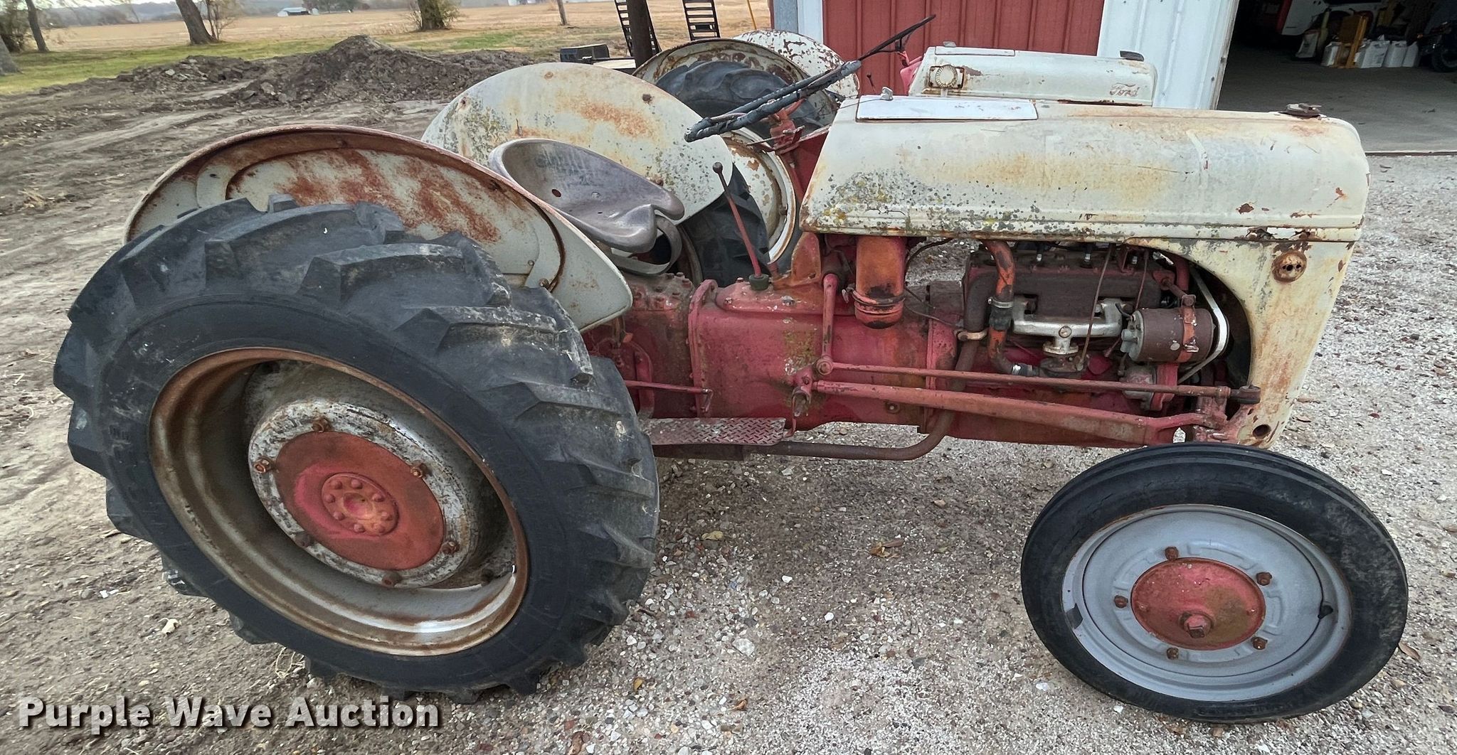 1947 Ford 8N tractor in Wathena, KS | Item MN9357 sold | Purple Wave
