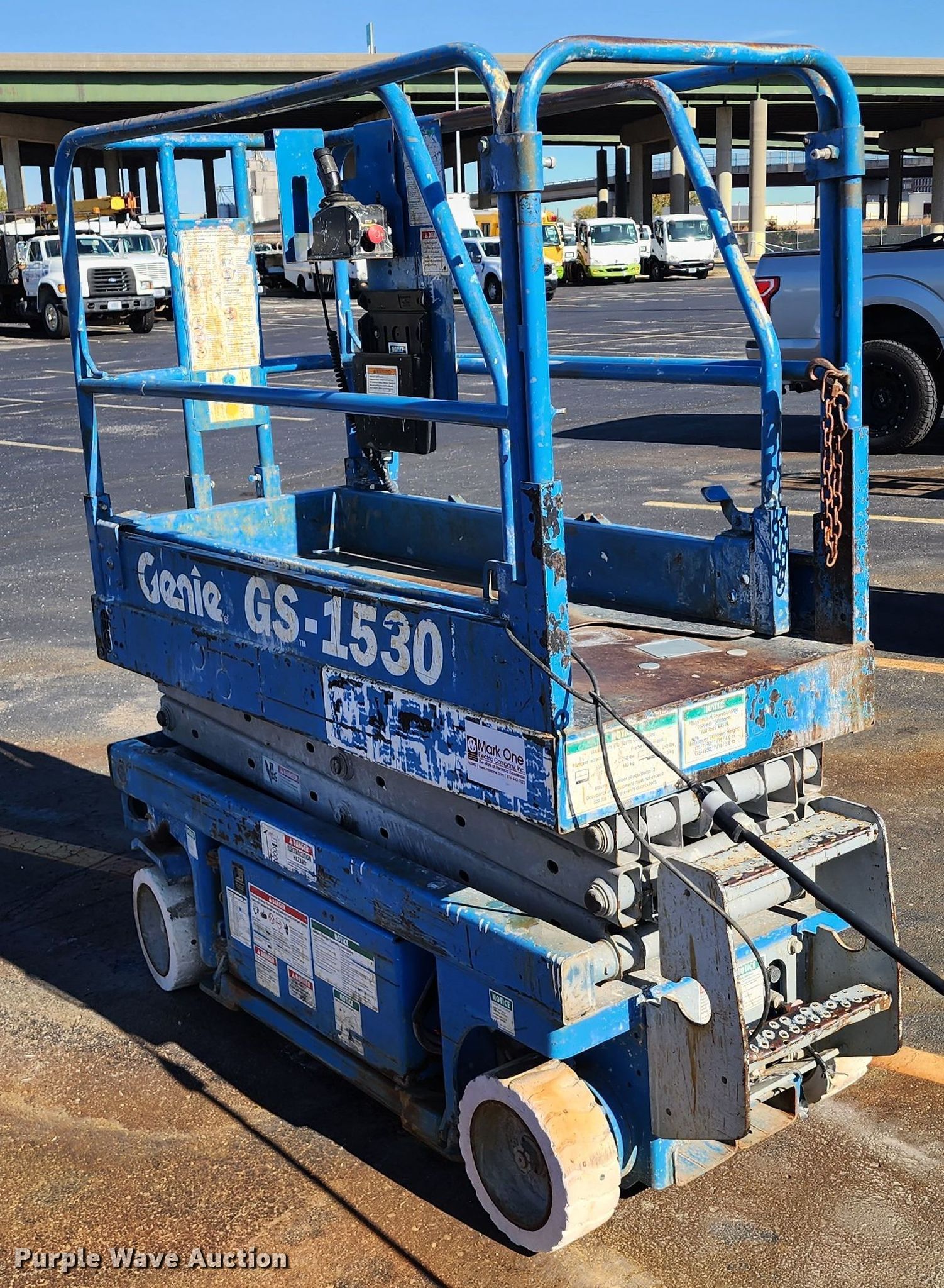 Genie GS1530 scissor lift in Kansas City, MO | Item DL6729 sold ...