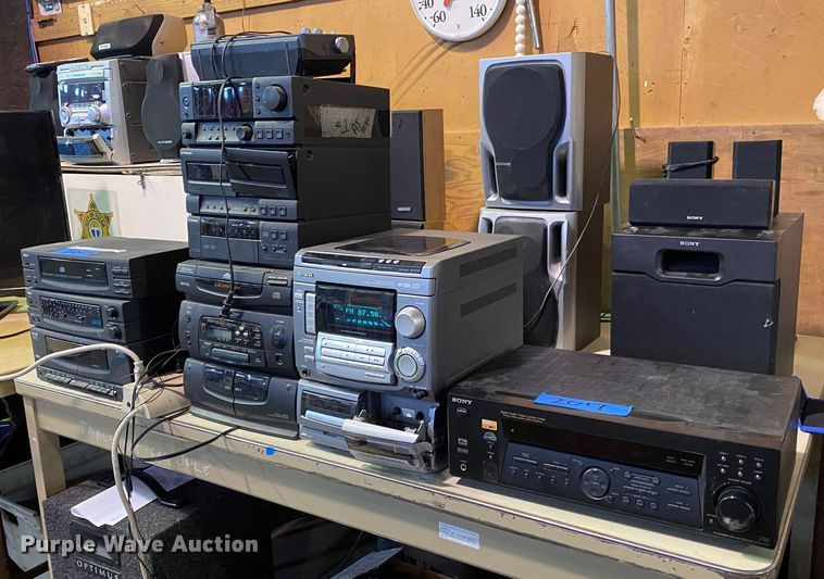 Stereo equipment in Tulsa, OK | Item IG9833 sold | Purple Wave