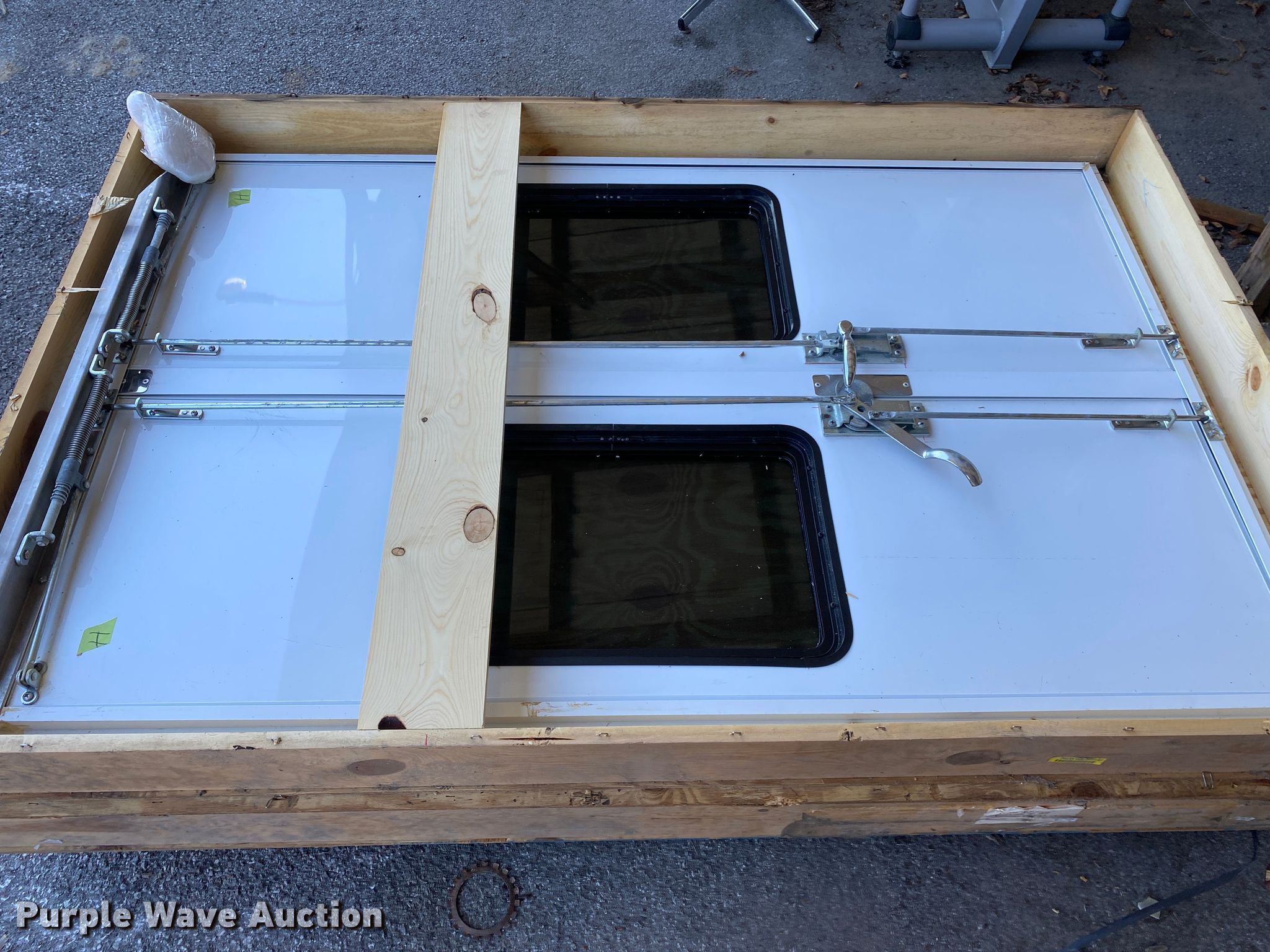 Shuttle bus parts in Tulsa, OK | Item IG9867 sold | Purple Wave