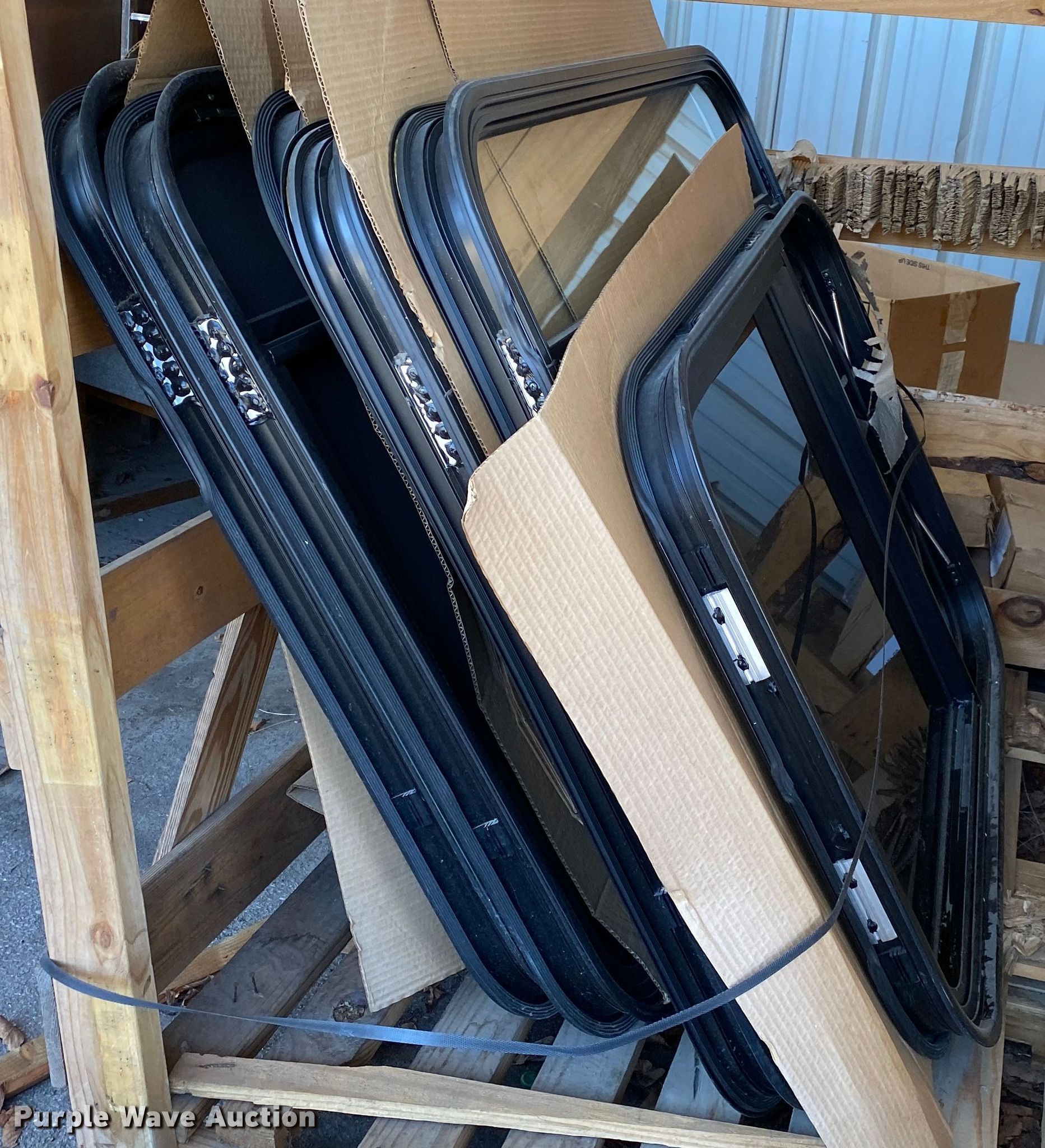 Shuttle bus parts in Tulsa, OK | Item IG9867 sold | Purple Wave