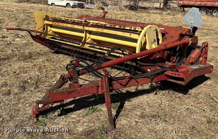 1981 New Holland Haybine 488 windrower in Bendena, KS | Item DR7328 ...