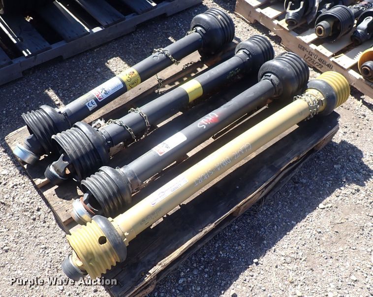 (4) PTO shafts in Hesston, KS | Item GD9271 sold | Purple Wave