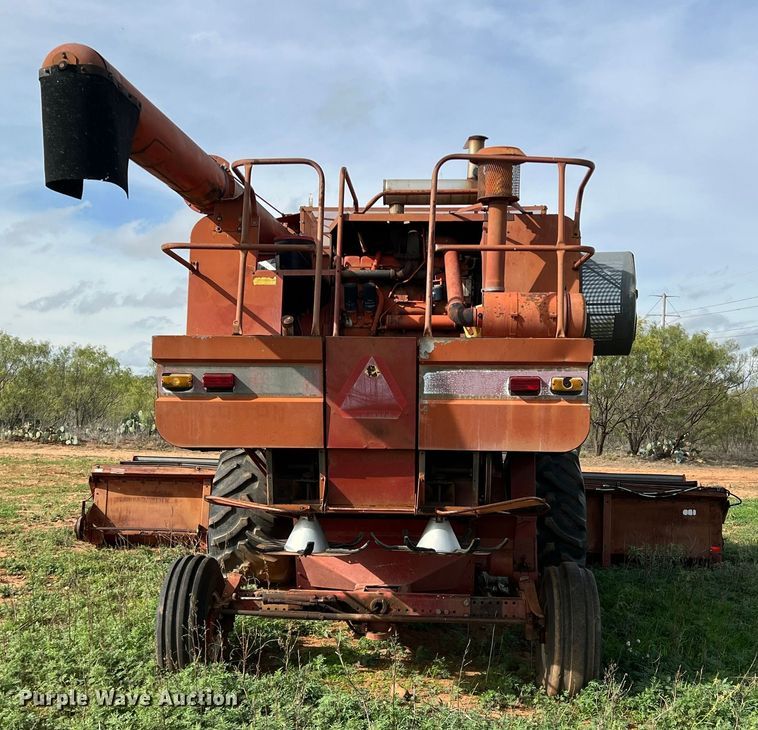 1980 International 1460 combine in Anson , TX | Item LW9247 sold ...